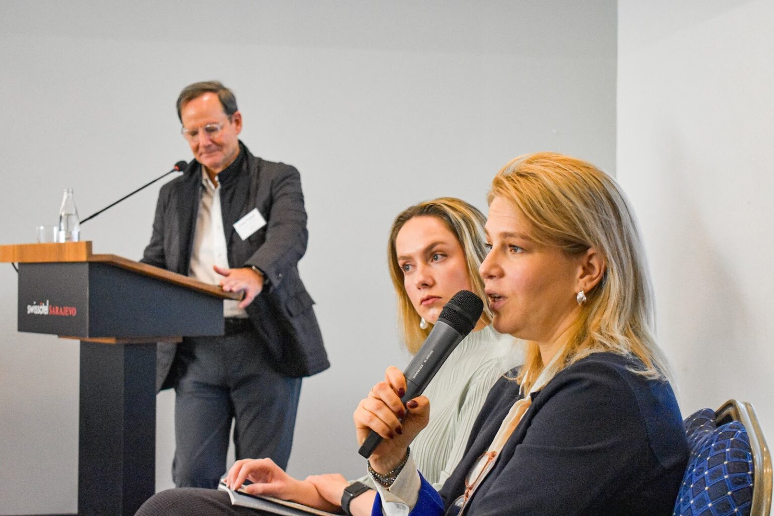 Americans Who Rely on Content Creators or Influencers for News Are ...